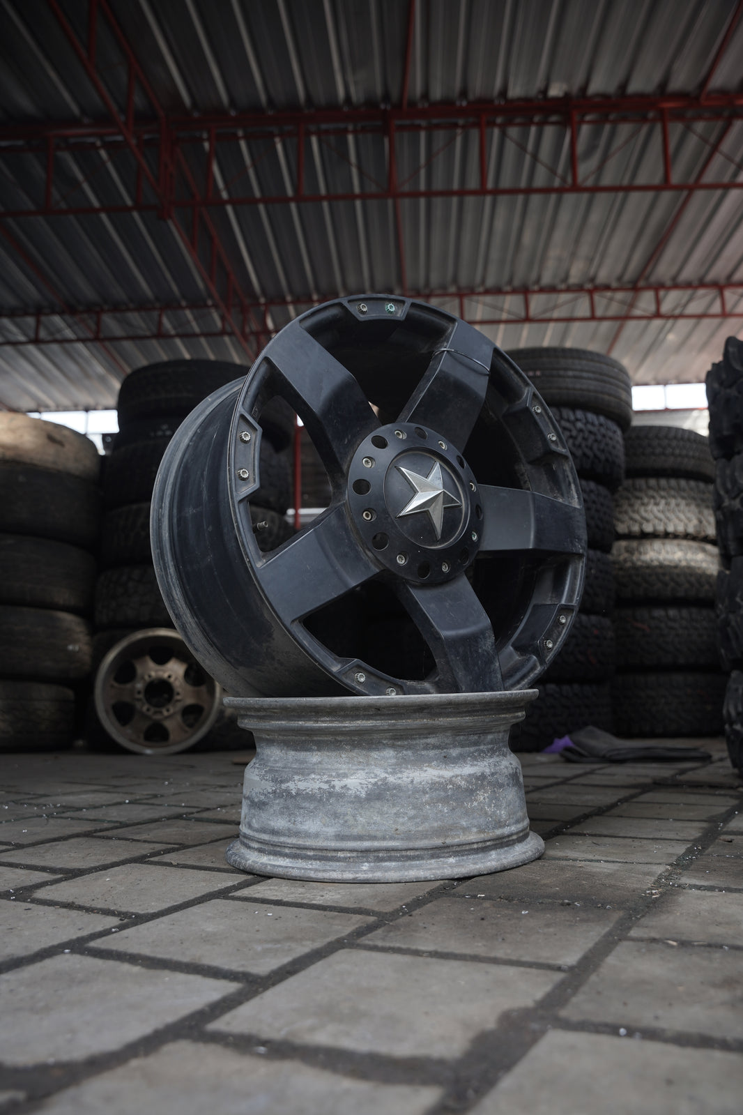 USED ITEM, BARANG BEKAS BERKUALITAS LAMBAN GARAGE – LAMBAN GARAGE INDONESIA